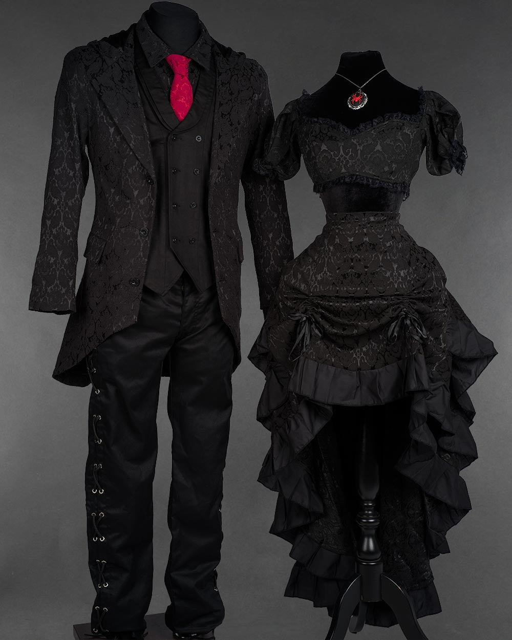 Vampiric Elegance – DraculaClothing